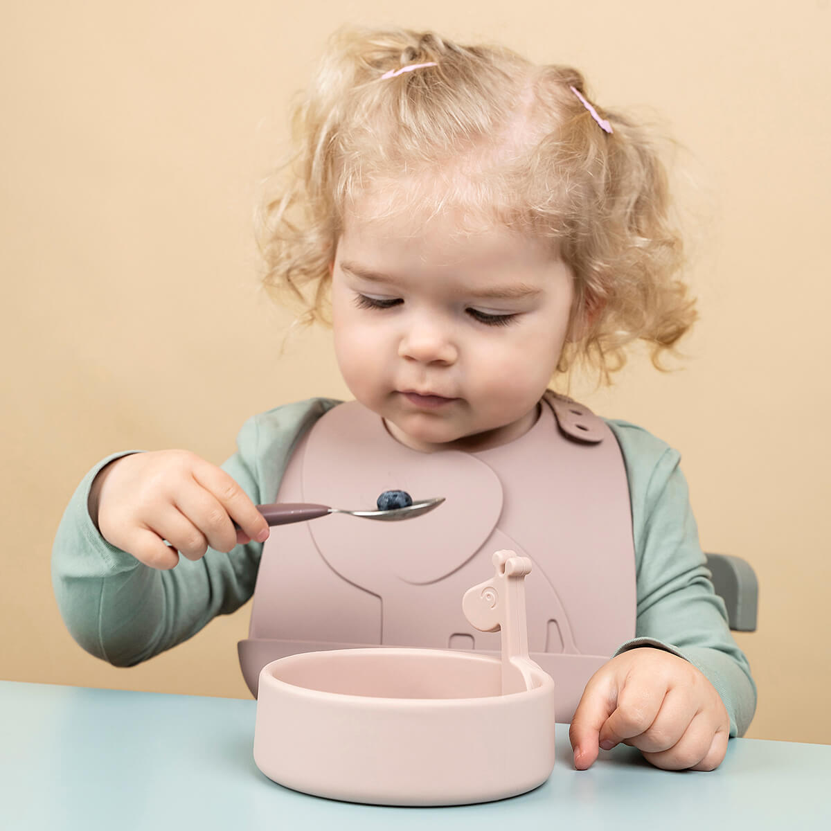 Peekaboo first meal set Deer friends Powder Shop at Done by Deer official webshop